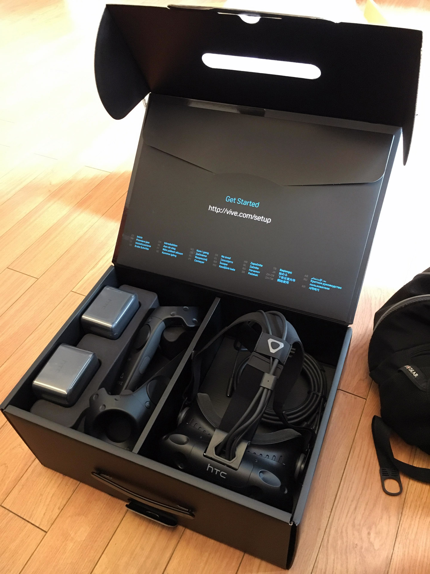 HTC Says Vive 2 Will Come When It Can Offer "really meaningful ...